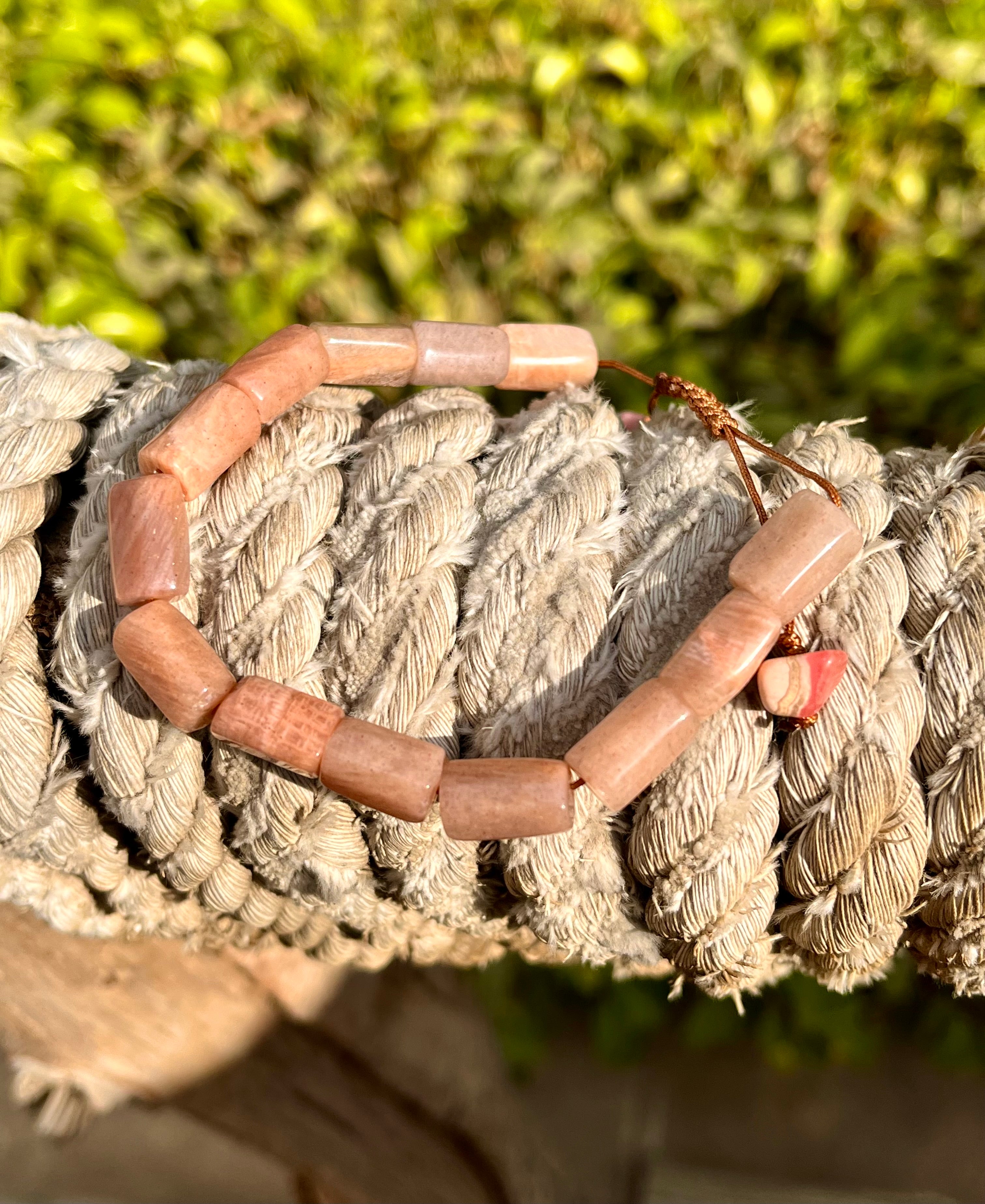 اسورة حجر الشمس الاصلي للجنسين – shams Jewellery